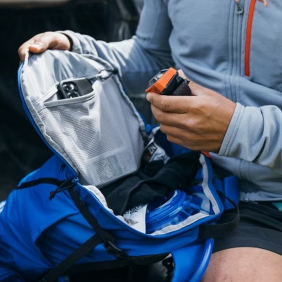 Camelbak | Bags | Nwot Camelbak Rim Runner X 22 Hydration Backpack ...